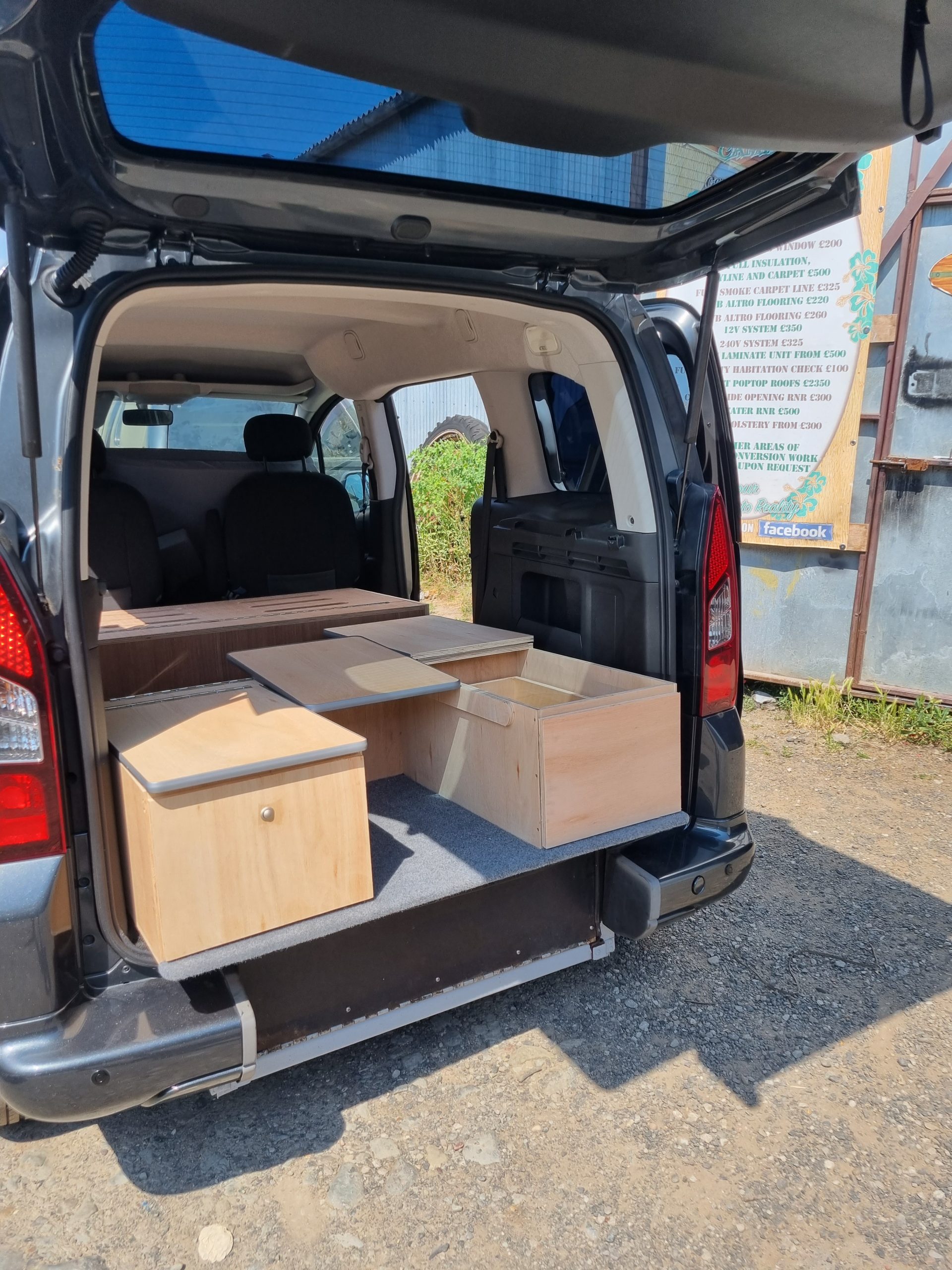 VW Caddy Compact Camping Pod - Dream Catcher Campers