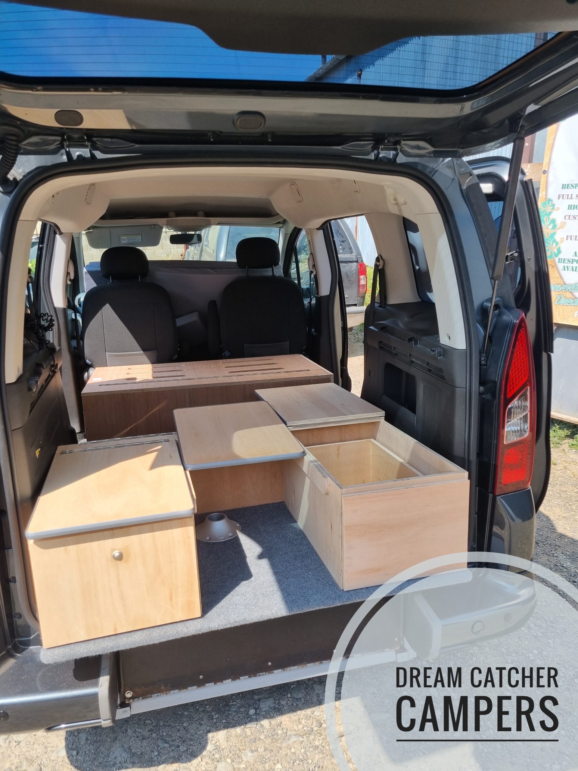 VW Caddy Compact Camping Pod - Dream Catcher Campers